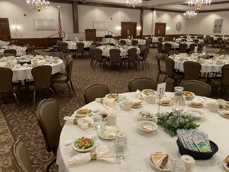 Hartville Kitchen Restaurant & Bakery | Visit Canton